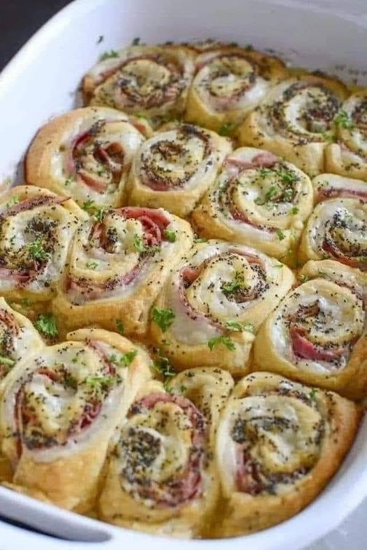 Delicious Ham and Cheese Crescent Rolls - Dieter24