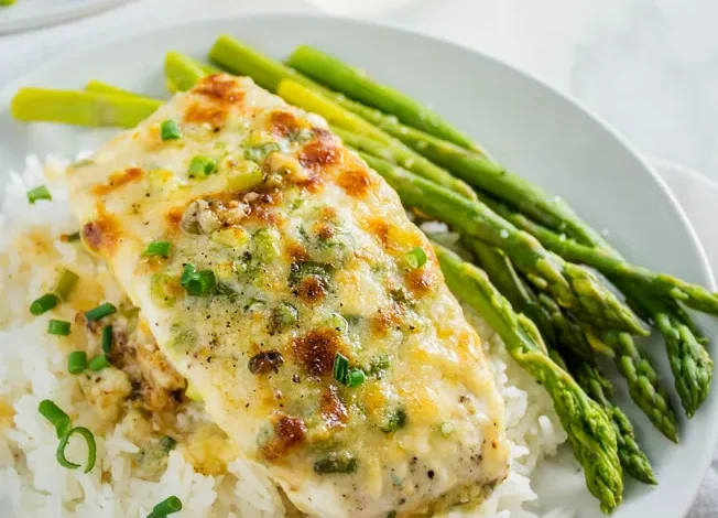 GARLIC PARMESAN BAKED HALIBUT - Dieter24